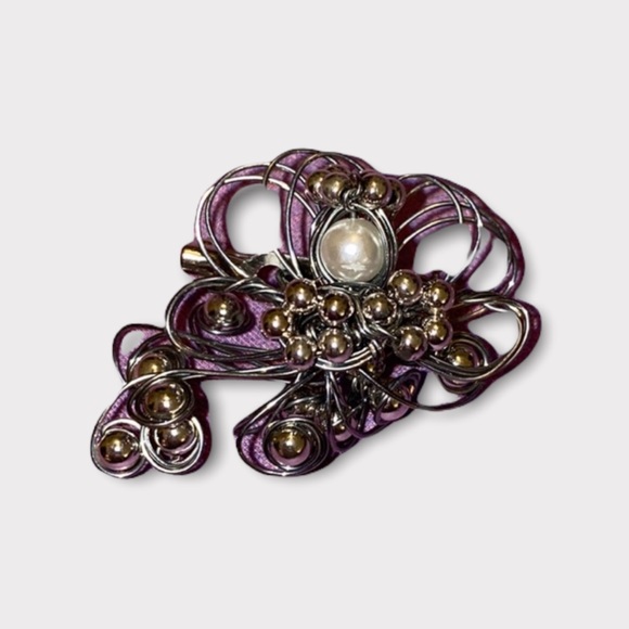 Vintage | Jewelry | Vintage Wire Brooch | Poshmark